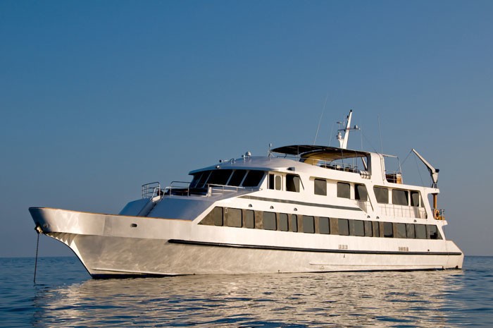 INTEGRITY Yacht Charter Details, Galapagos Islands charter yacht ...